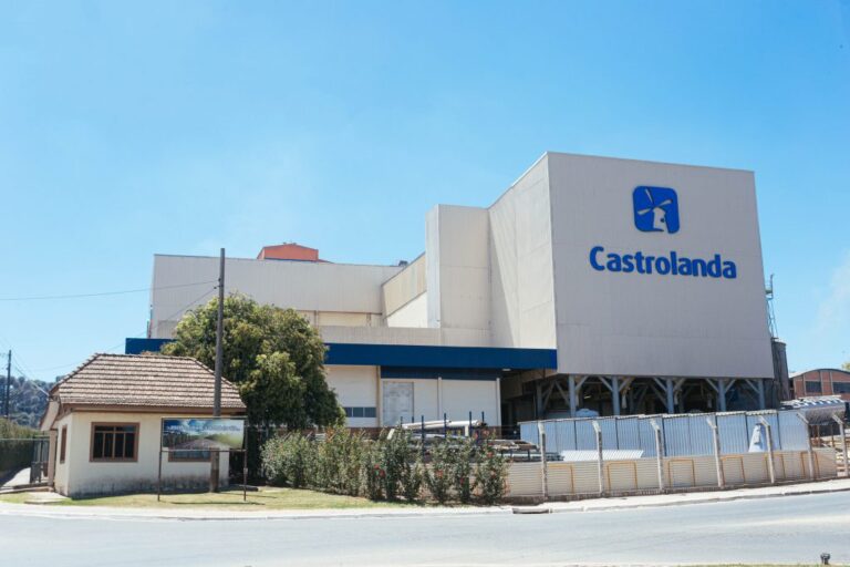 Castrolanda ABRE VAGAS em DUAS REGIÕES