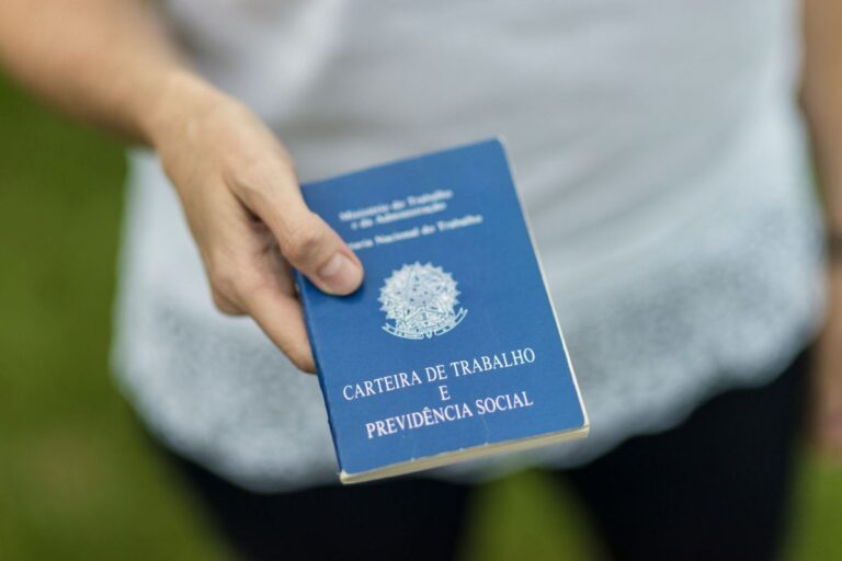 Jovem Aprendiz: é preciso ter carteira de trabalho para ser contratado ...